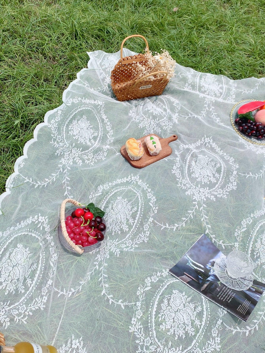 Floral Pattern Outdoor Picnic Mat – Lasercutwraps Shop